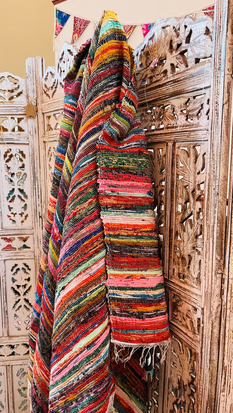 Recycled Sari Fabric Throw: Handwoven & Eco-Friendly – Second Nature Online